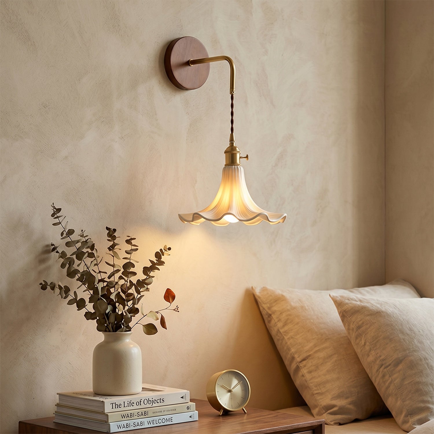Daphne Drop Wall Sconce – Pinlighting