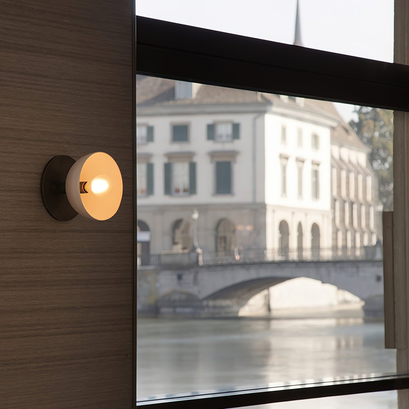 Trapeze Wall Light – Pinlighting